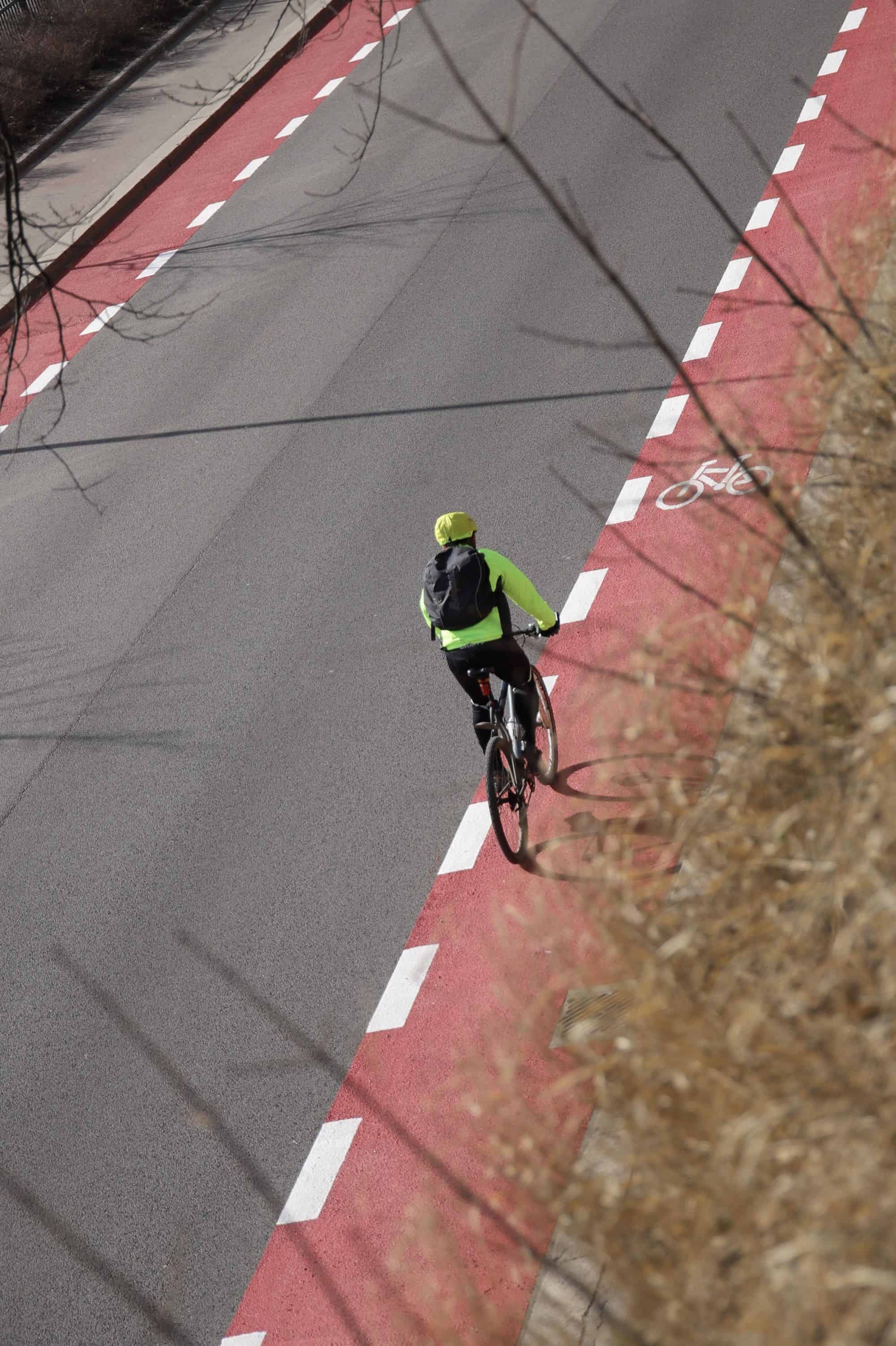 En tryggere og mer miljøvennlig trafikk for alle | Plexidekk®